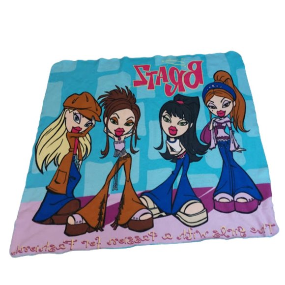 Bratz | Bedding | 204 Bratz Dolls Blanket Throw Mga 525x475 Blue Purple ...